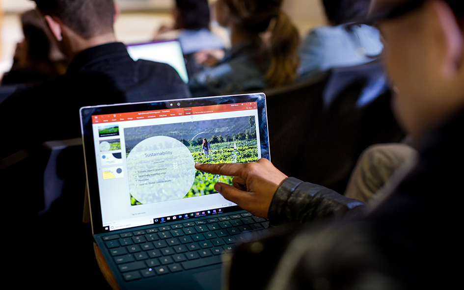 Microsoft releases the 2021 Environmental Sustainability Report ...