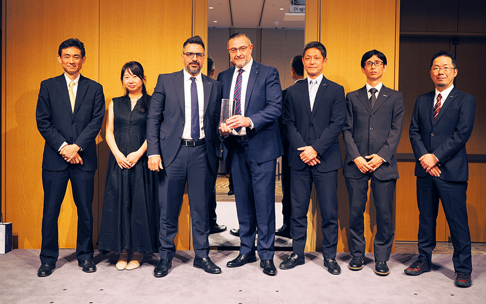Driving Excellence: Arabian Automobiles Claims 23rd Global Nissan ...